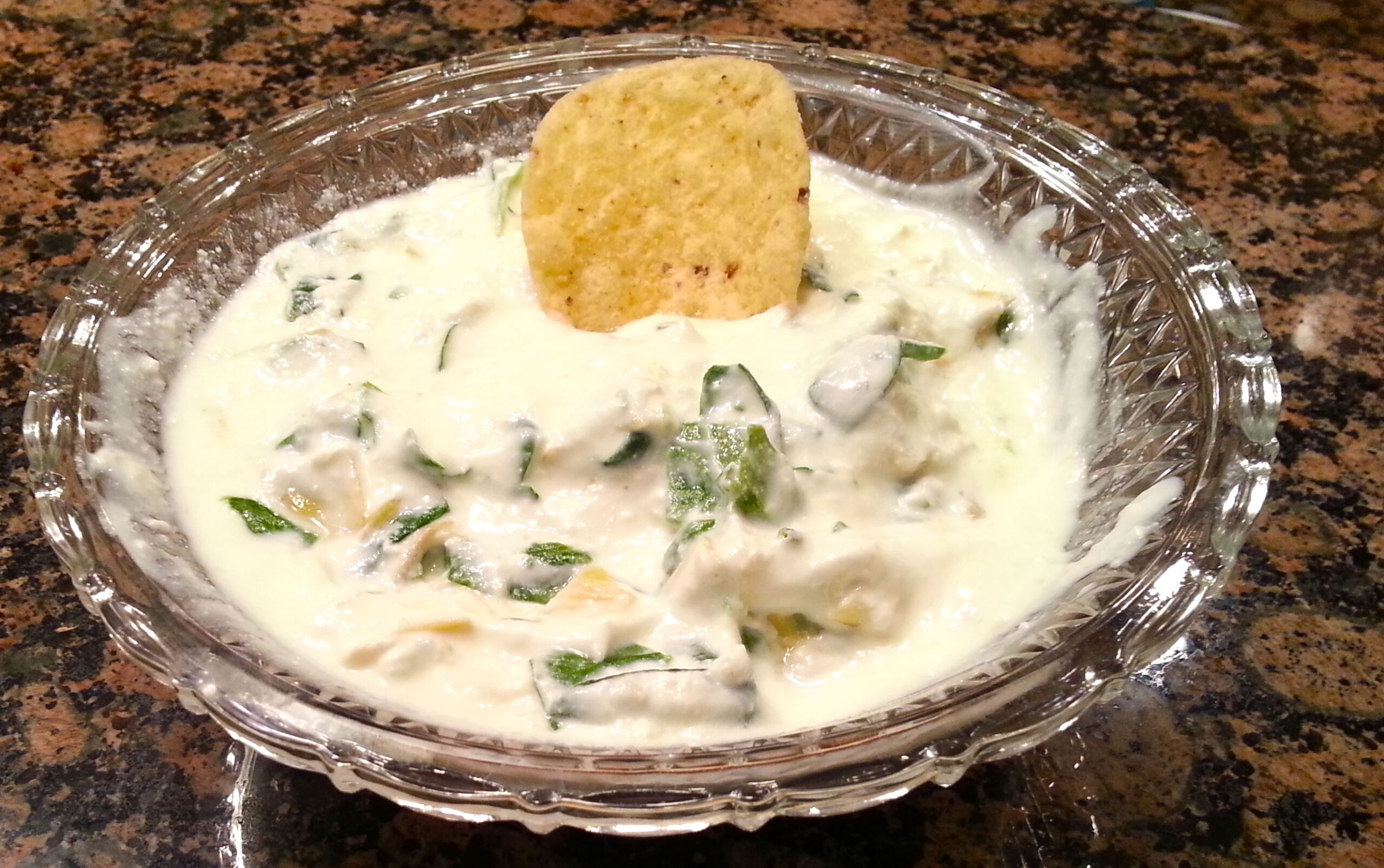 Super Slim, Mayonnaise-Free Baked Spinach & Artichoke Dip | Slim Pickin ...